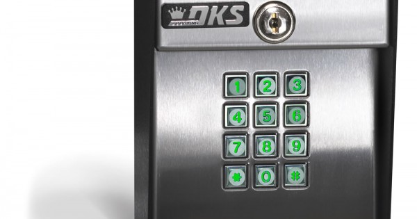 DoorKing 1515 Commercial Keypad