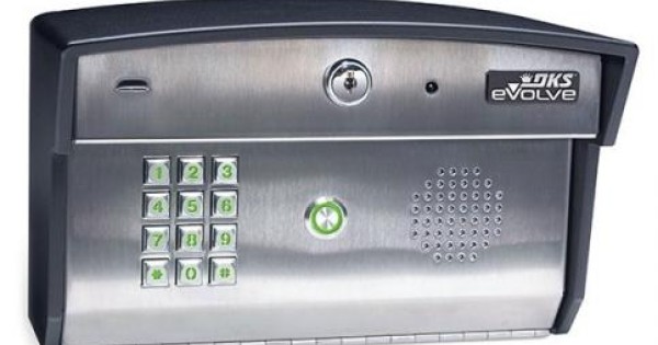 The Innovative DoorKing 2112 Video Phone entry system