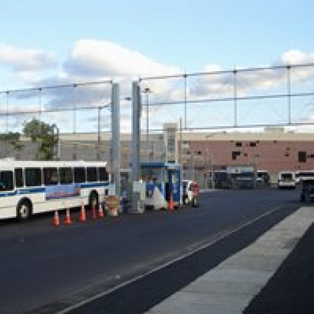 HySecurity HydraLift 20 | Vertical Lift Gate