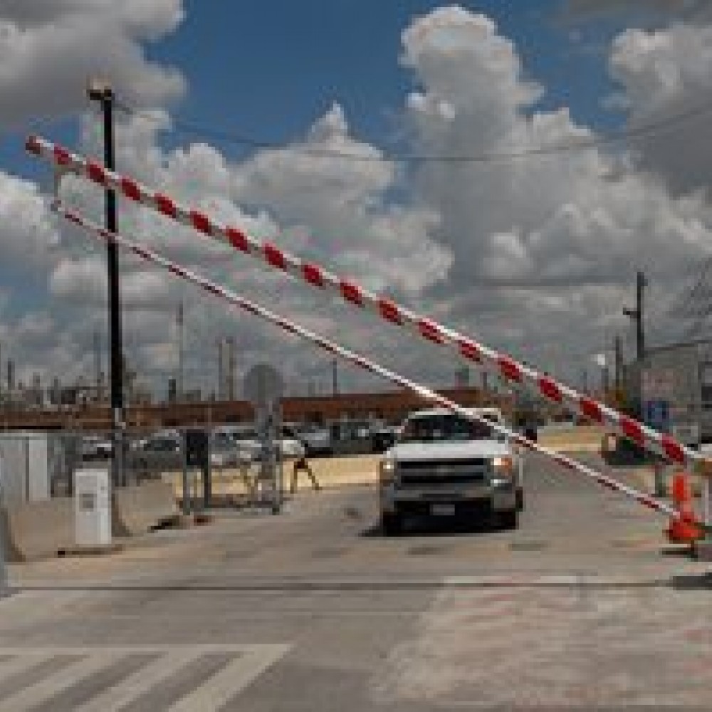 HySecurity StrongArmCrash M30 | Security Gate