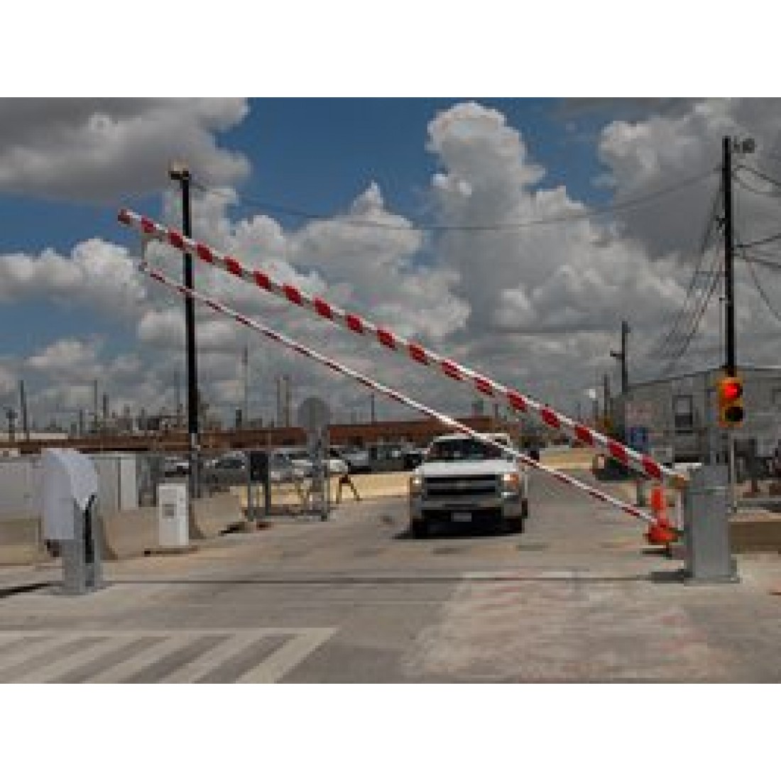 HySecurity StrongArmCrash M30 | Security Gate